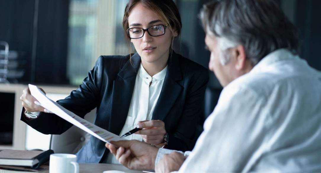 Bank Accountant Job Description: Salary, Duties & More