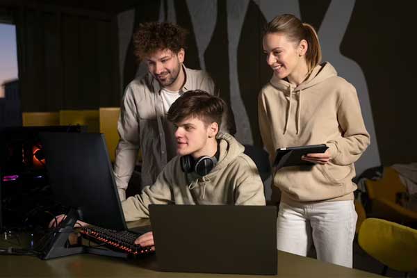 Geek Squad Interview Questions & Answers (2023)