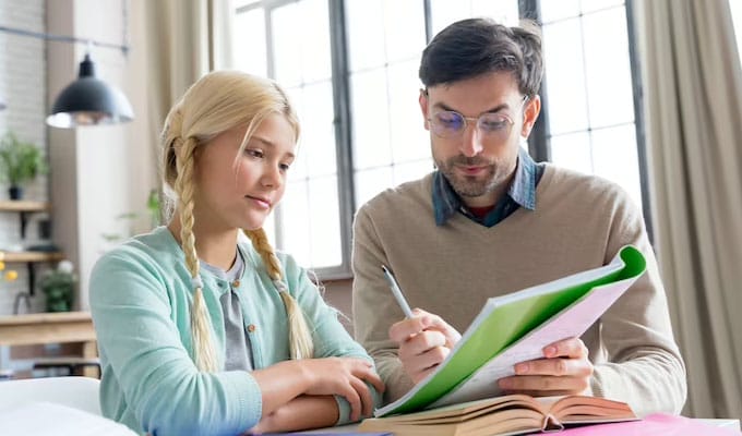 Private Tutor Resume Example & Writing Guide